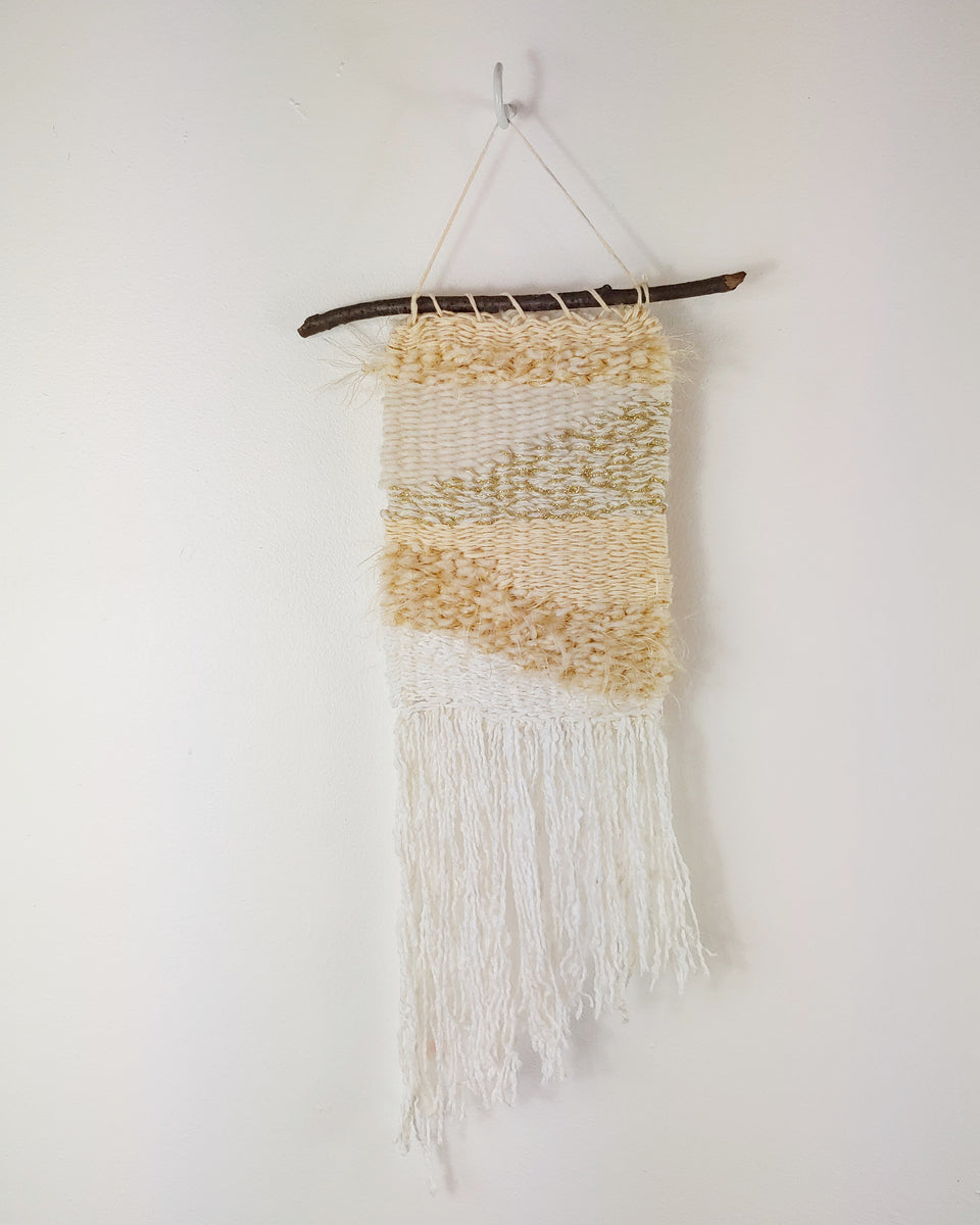 Pale gold weaving – Emeraldyears